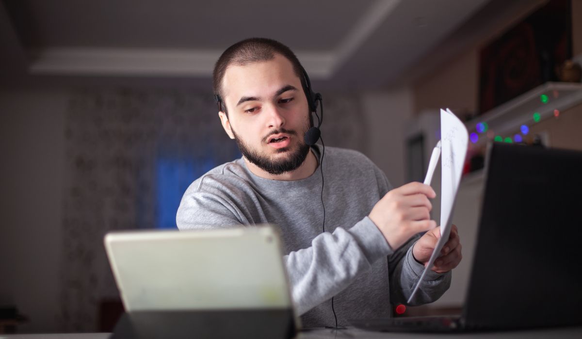How To Become a Remote Education Teacher Complete Guide | SkillsAndTech ...